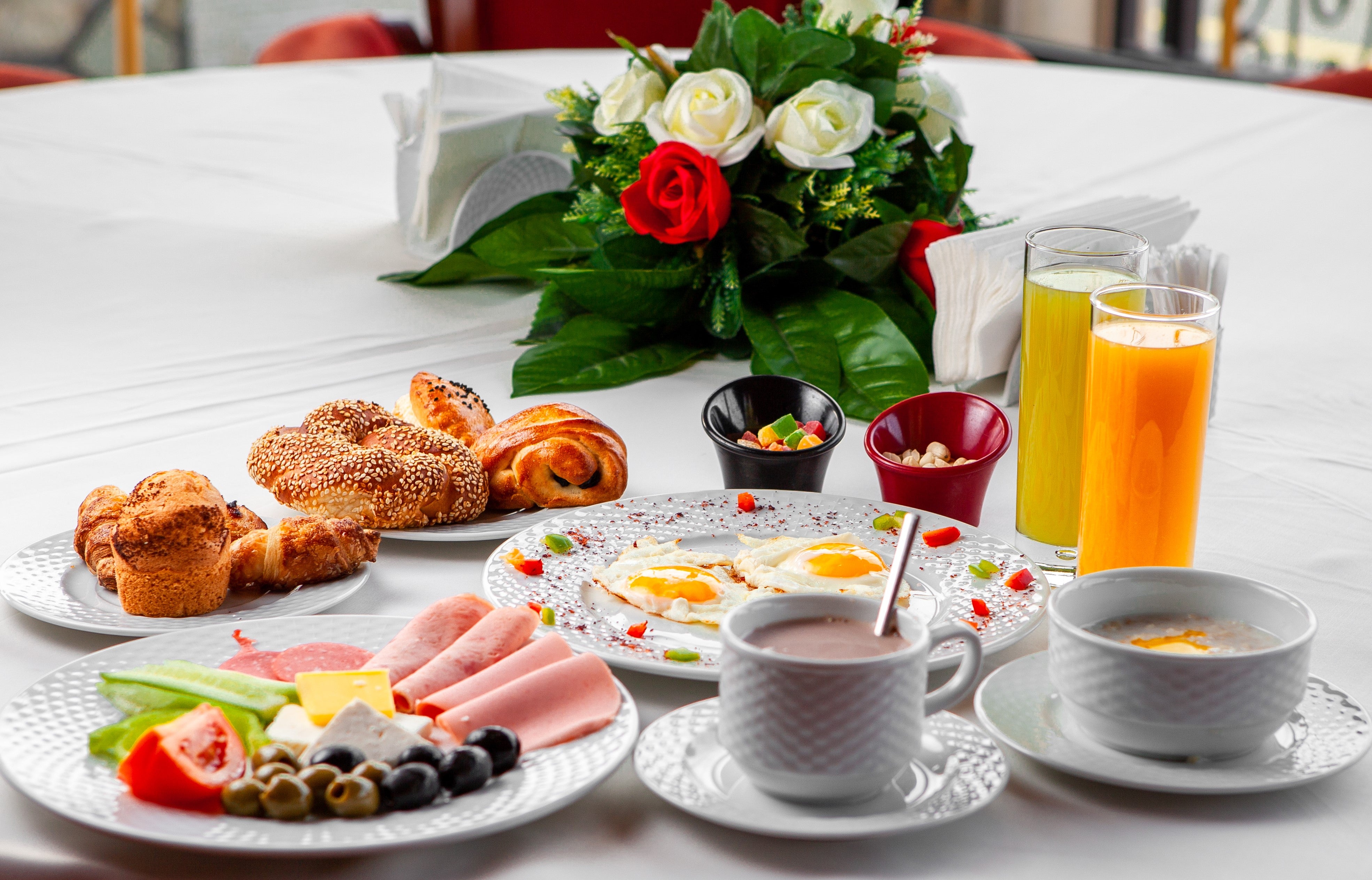 Brunch Cocktails 101: The Best Cocktails to pair your Brunch! – Bare Barrel